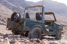 Rusty Jeep Free Stock Photo - Public Domain Pictures