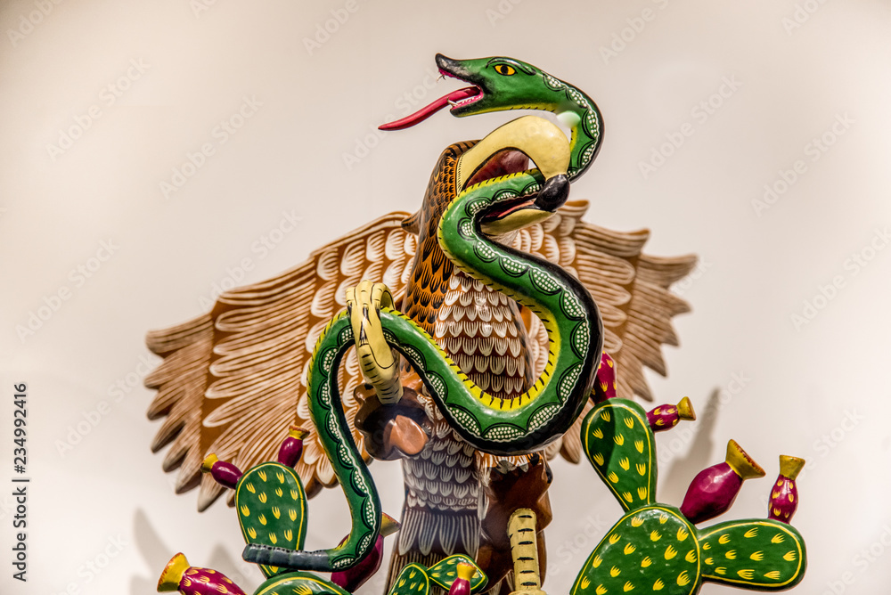 aguila con serpiente, escudo de mexico, bandera pintado a mano Stock ...