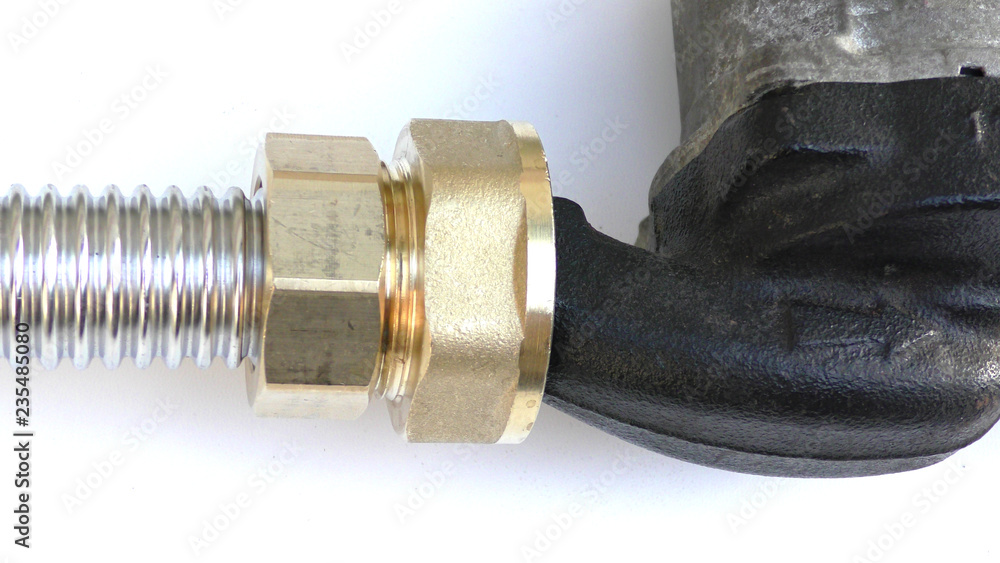 Fittings for pipe fastening. Threaded connection of stainless ...