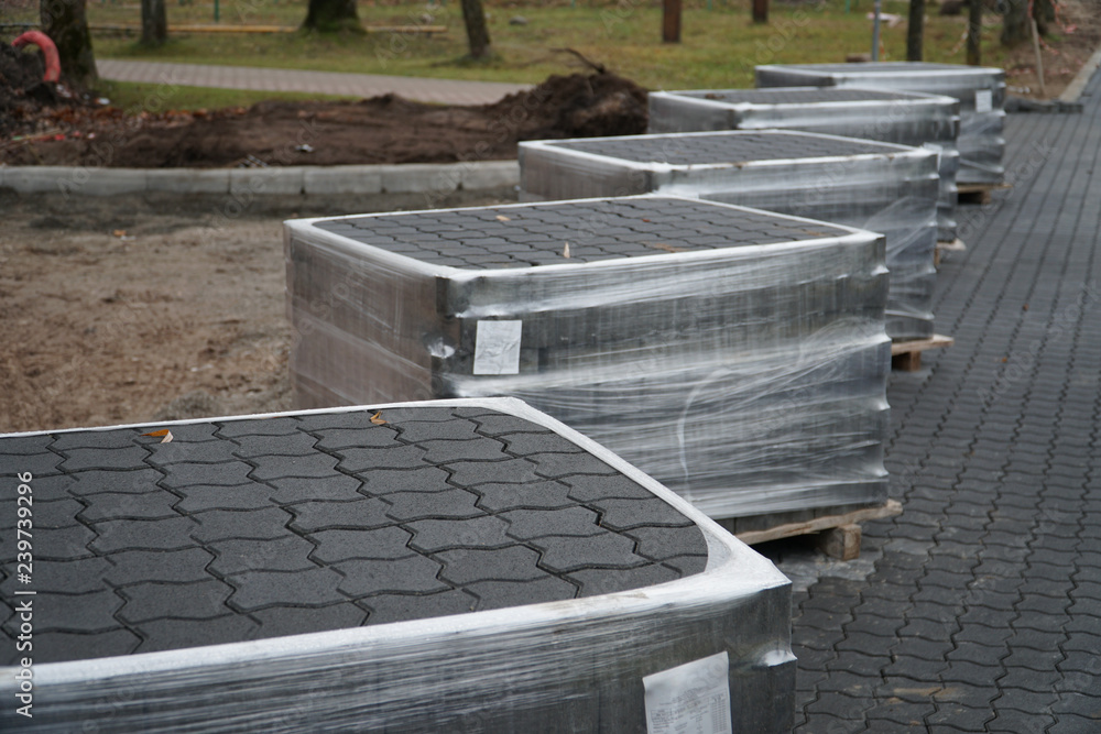 Decorative concrete paving materials. The cobblestone packaging on the ...