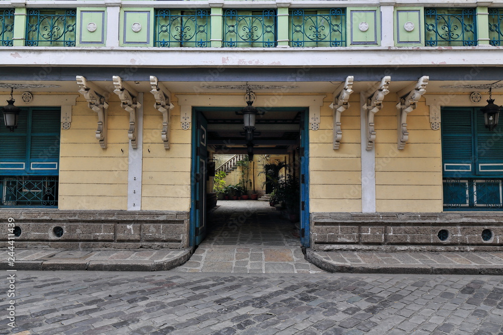 Spanish colonial style house with inner patio-General Luna Street ...