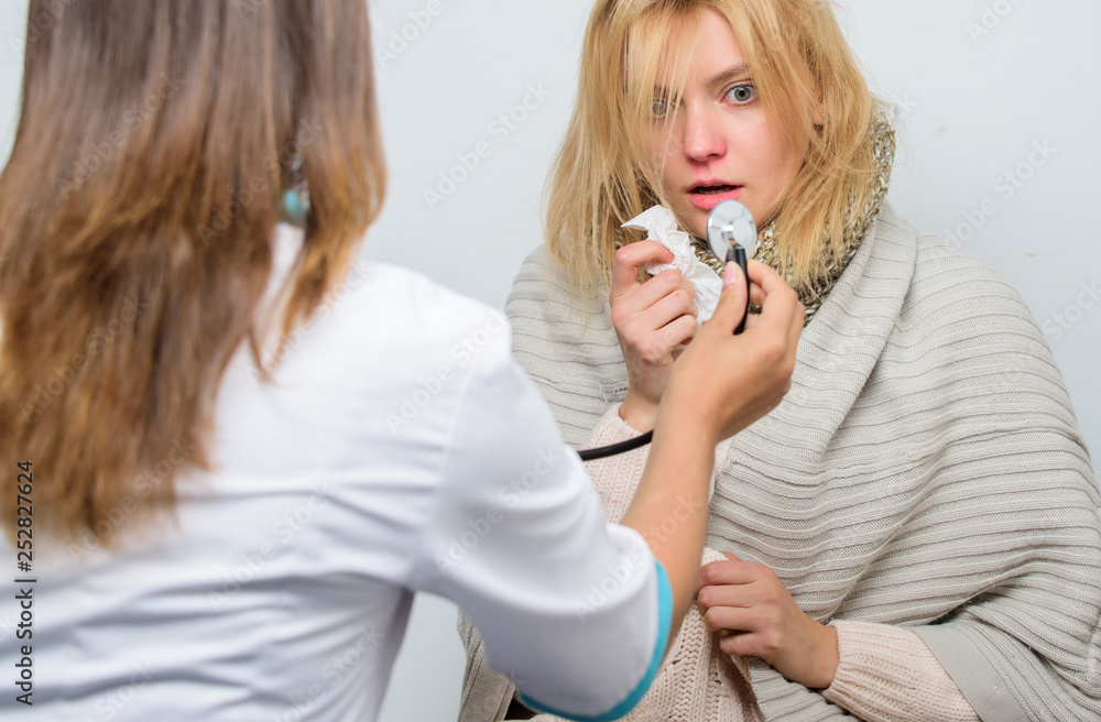 Adult fever symptoms. Treatment and when to call doctor. Doctor woman ...