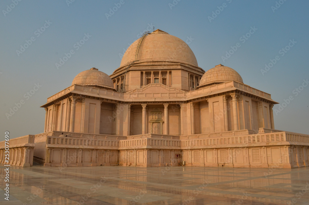 The main dome of the Ambedkar Stupa at the Ambedkar park Rashtriya ...