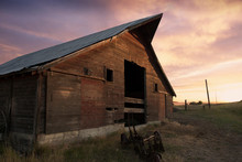Old Barn Free Stock Photo - Public Domain Pictures