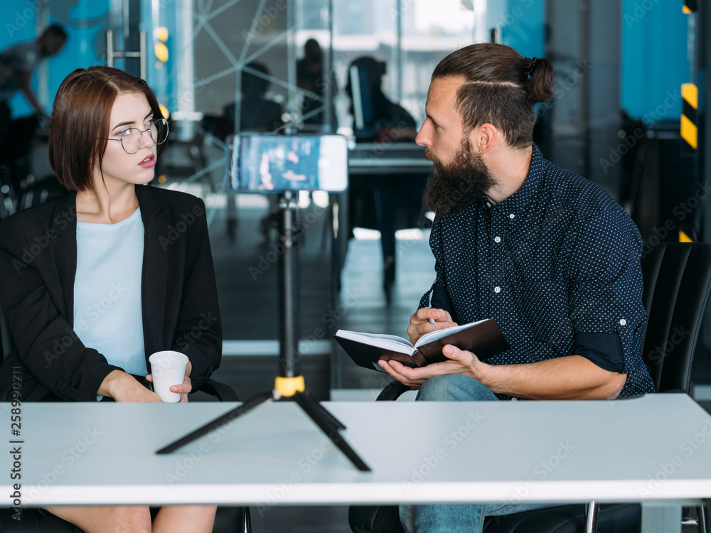 Business vlog. Lady telling about corporate life, professional success ...