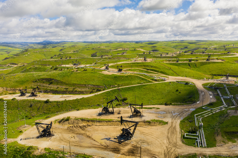 Wunpost oil mining fields Stock Photo | Adobe Stock