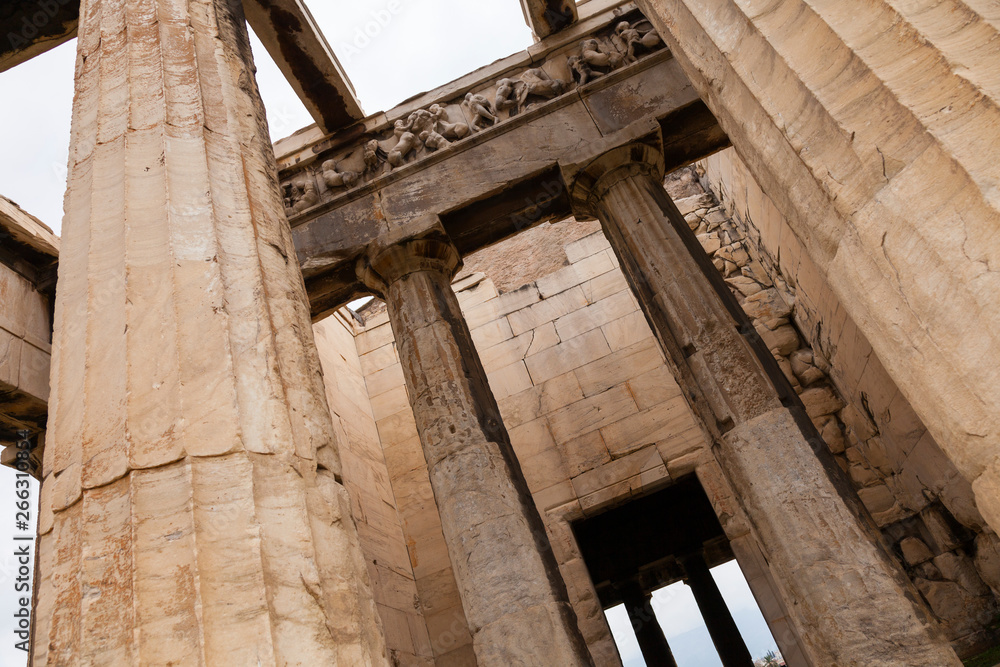 Columnas dóricas. Templo de Hefesto. Ágora Griega. Atenas, Grecia Stock ...