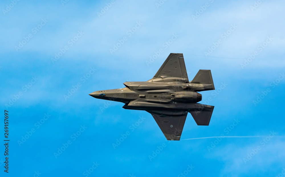 F35 Lightning Demo Team appearance the show aircrafts at Bari (ITALY ...