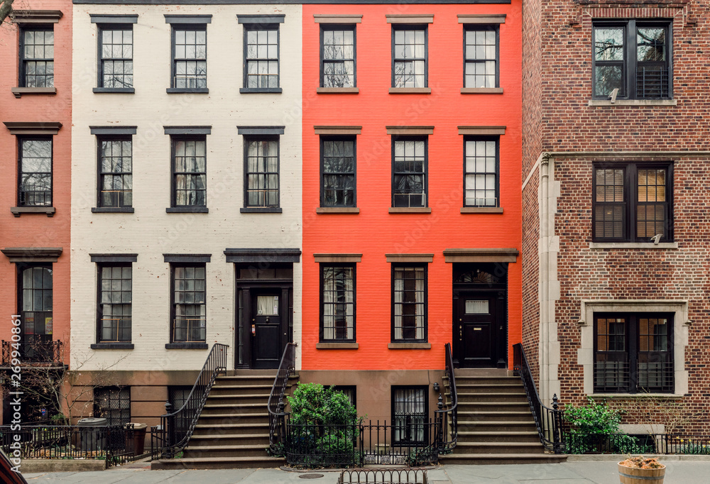 Brownstone facades & row houses in an iconic neighborhood of Brooklyn ...