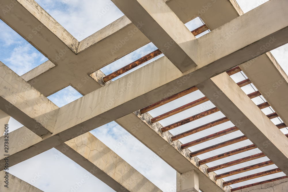Urban modern high-rise building roof cement column beam and steel pipe ...