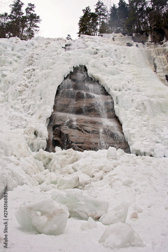 Arethusa Falls Waterfall in the White Mountains of New Hampshire in ...