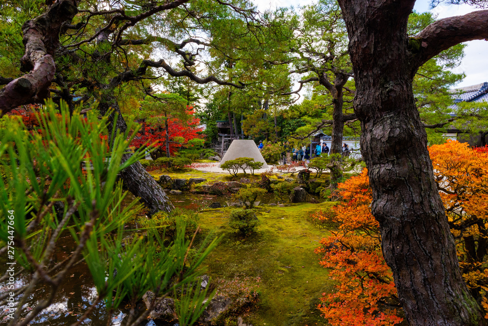 The Silver Pavilion Temple and its beautiful orange-red colors ...