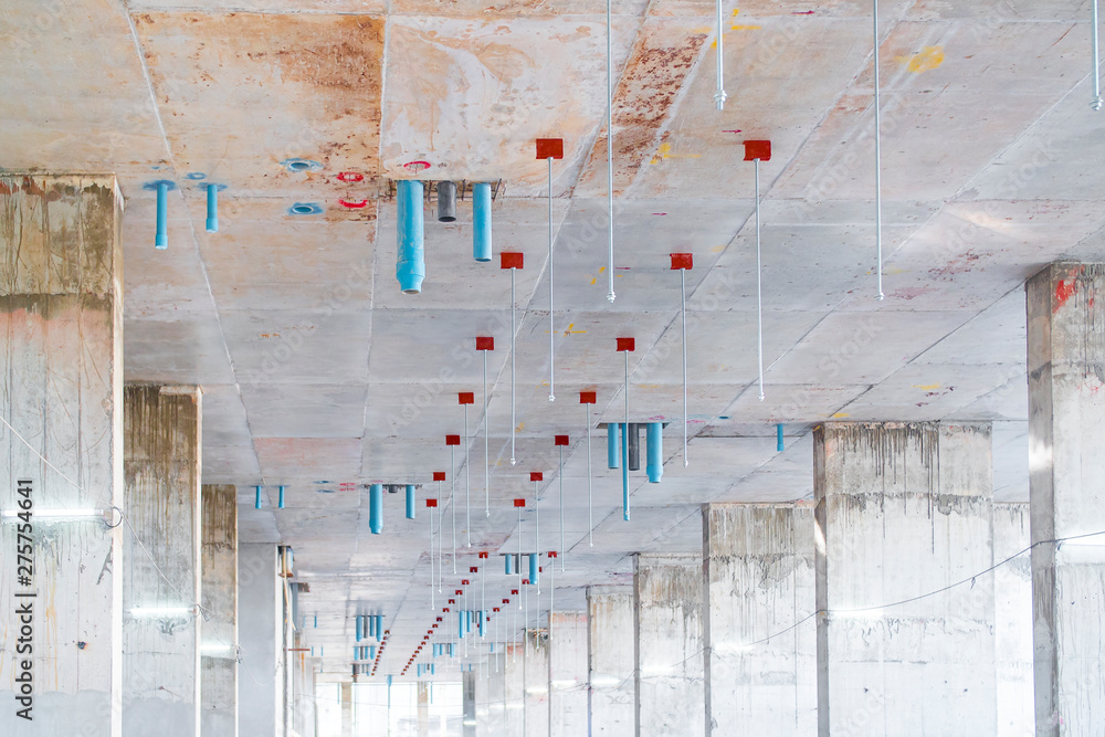 Picture of the structure of the high-rise building and the installation ...