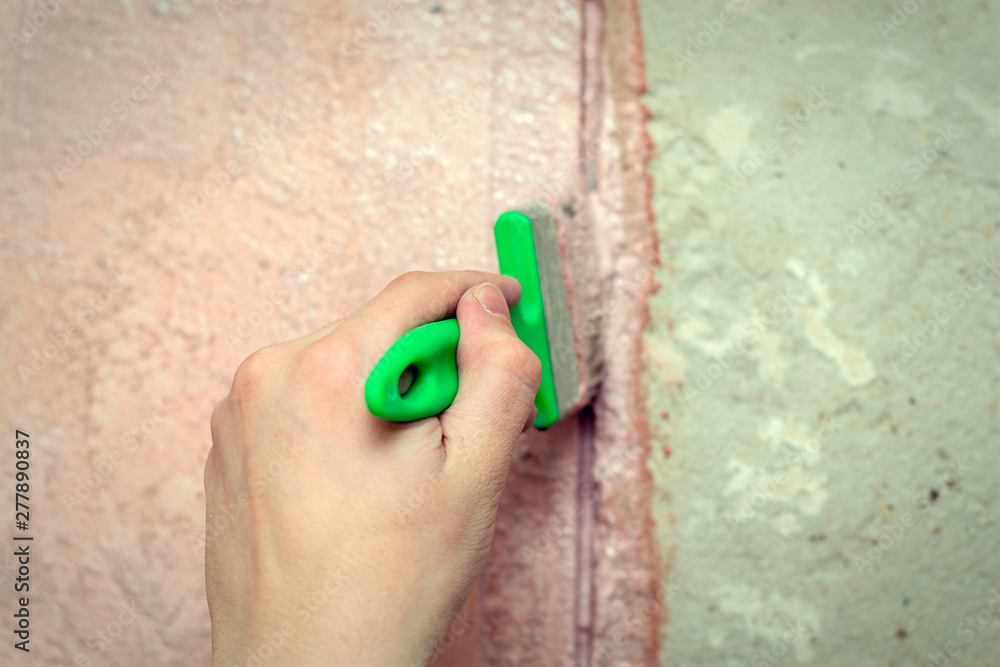 Decorator primer to Prime the walls before applying the plaster ...