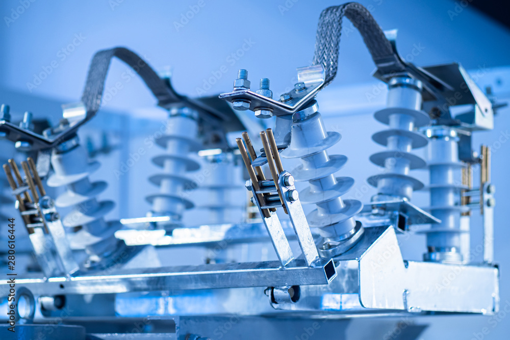 Current transformer. The construction of the point of commercial ...