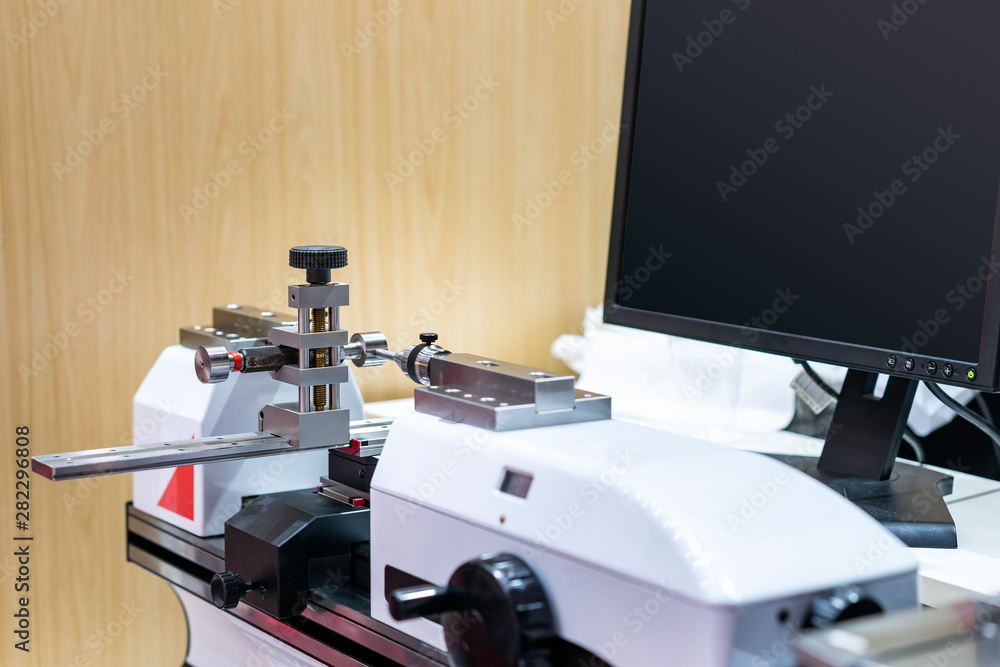 Plug gauge setting and checking or measuring by high technology and ...