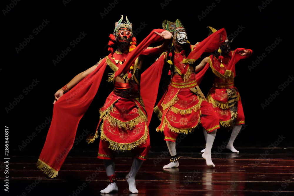 Tari Topeng Panji / Panji Traditional Dance. Traditional mask dance ...