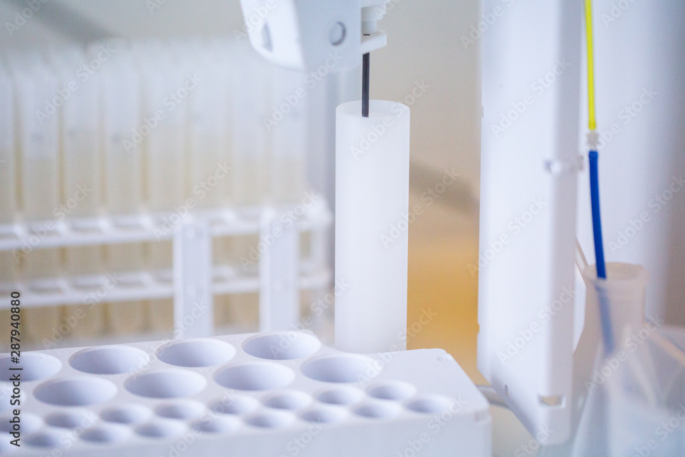 Photo Stock The laboratory high-resolution microwave plasma atomic ...