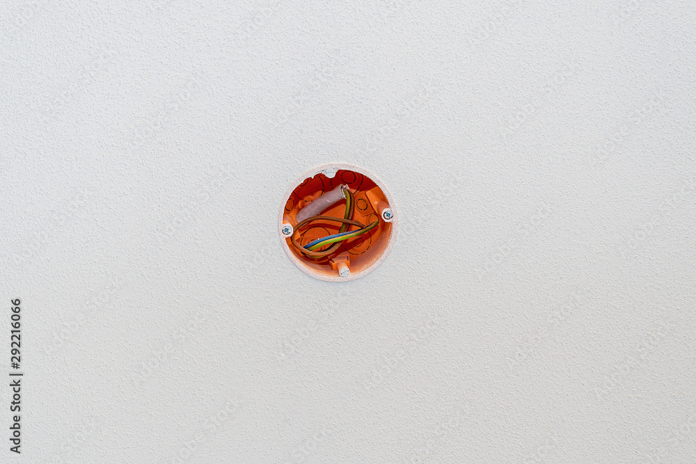 The wall is made of plaster and has an euro socket in it. Preparation ...