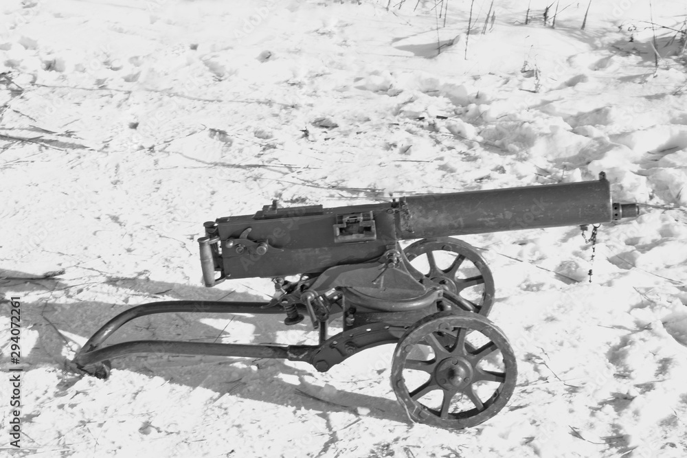 Foto de Stock Black and white image of Maxim machine gun with wheels on ...