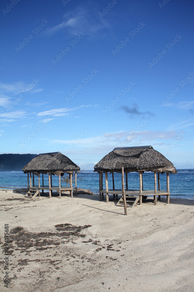 Foto de Stock Beach fale, a simple open 'hut' (faleo'o Samoan language ...
