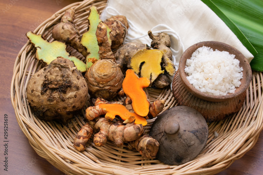 Herbs ingredients in bamboo basket for override the salt pot compress ...