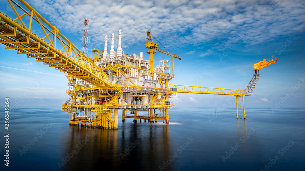 Large offshore drilling oil rig plant in the gulf Stock Photo | Adobe Stock