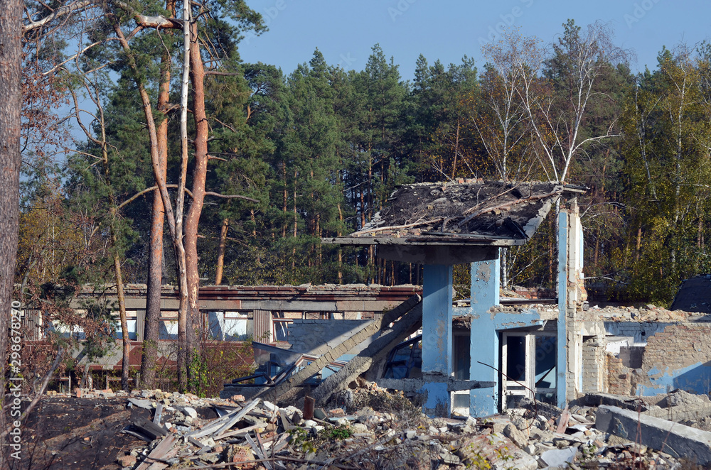 Ghost town in Eastern Europe.Former Soviet kids camp.Ukraine gets rid ...