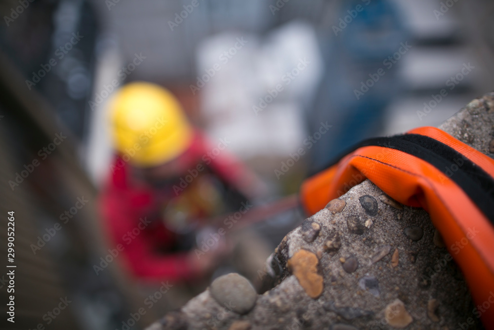 Using industry heavy duty orange safety rope protection to protecting ...