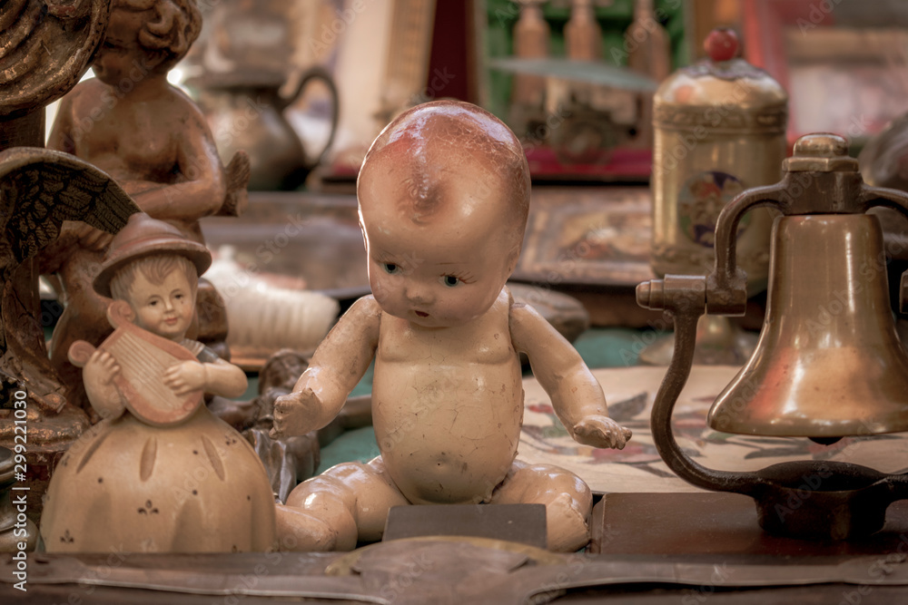 Muñeca de sololoy, es un juguete antiguo de celuloide, un material ...