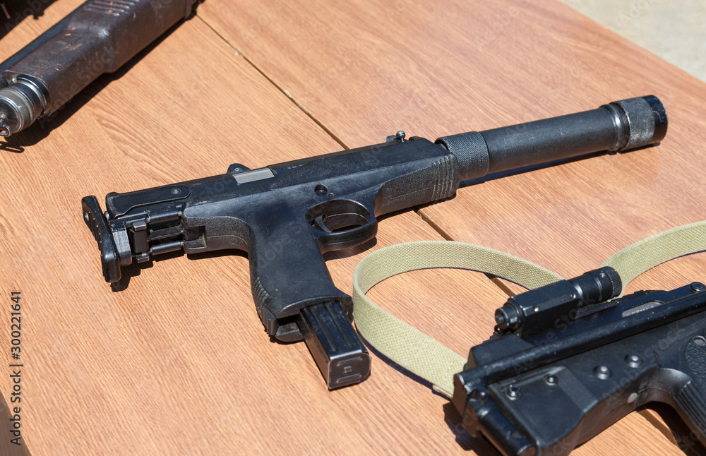 Russian weapons. Submachine gun AEK-919K "Kashtan" - personal defense ...