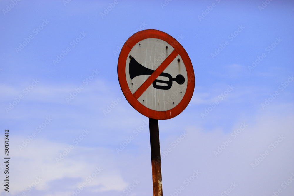 No horn sign board with blue sky background Stock Photo | Adobe Stock