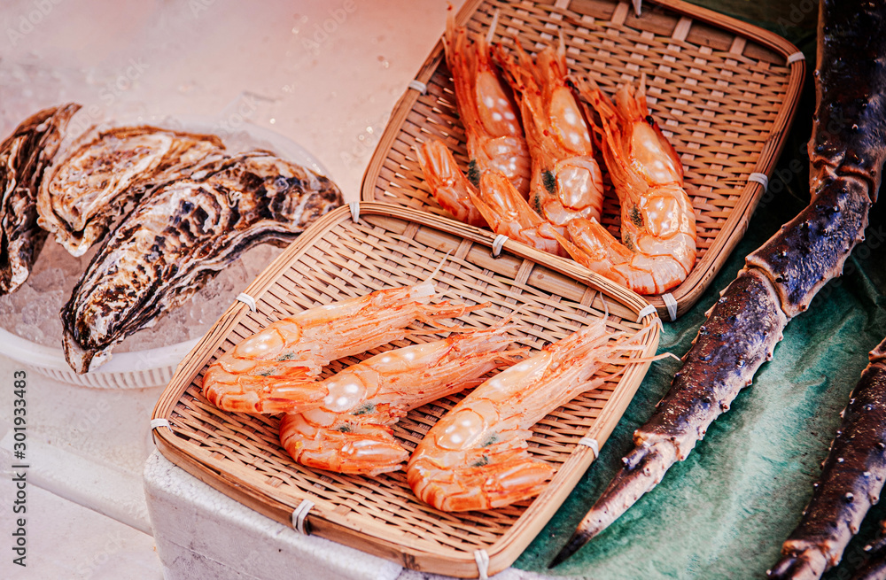 Japanese fresh shrimp, oysters and King crab legs at Hakodate Asaichi ...