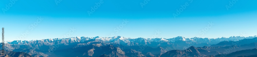 Photo Stock Shivalik Range of the Himalayas, Narkanda Valley, Himachal ...