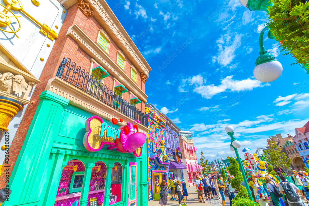 OSAKA, JAPAN - AUGUST 12, 2018: Photo of "FUN STORE at MINION PARK ...