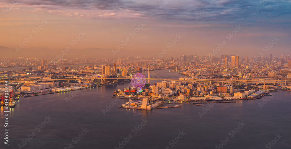 Aerial view of the ferris wheel, Tempozan The Riverfront, near Osaka ...