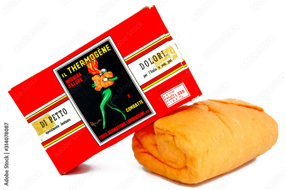 Italy – January 8, 2020: Vintage Box of THERMOGENE medicated soft ...