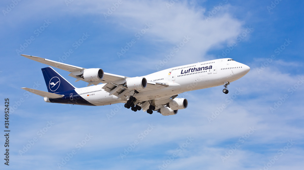 Chicago, USA - March 27, 2018: A Lufthansa Boeing 747-800 displaying ...