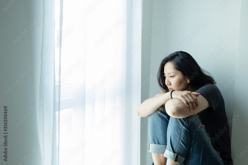 panic attacks alone young woman sad fear stressful depressed emotion ...