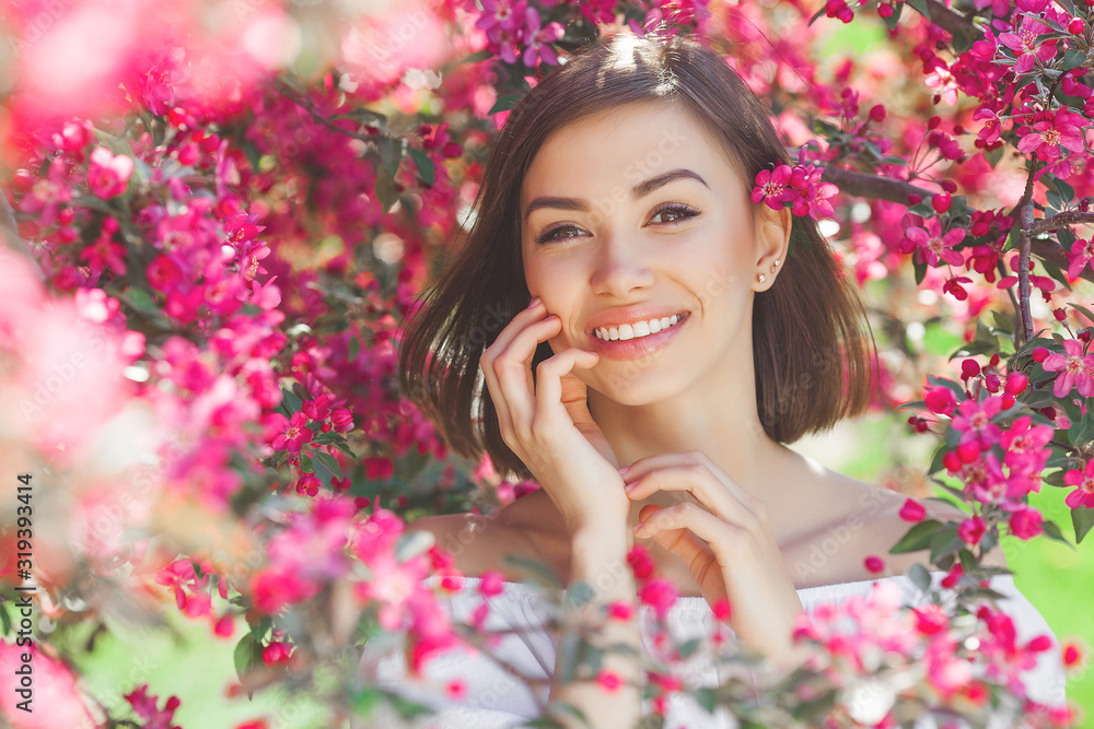 Beautiful lady on floral background. Woman with flowers. Poretait of ...