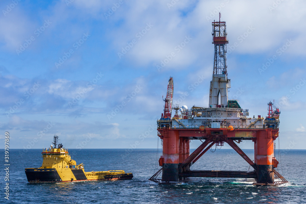 NORTH SEA NORWAY - 2015 MAY 25. The semi-submersible drilling rig ...