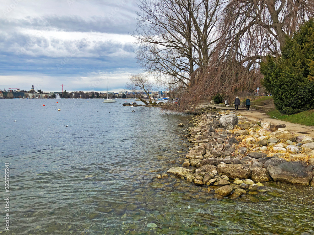 Zurich Lake (Zürichsee, Zurichsee or Zuerichsee) in the area of ...