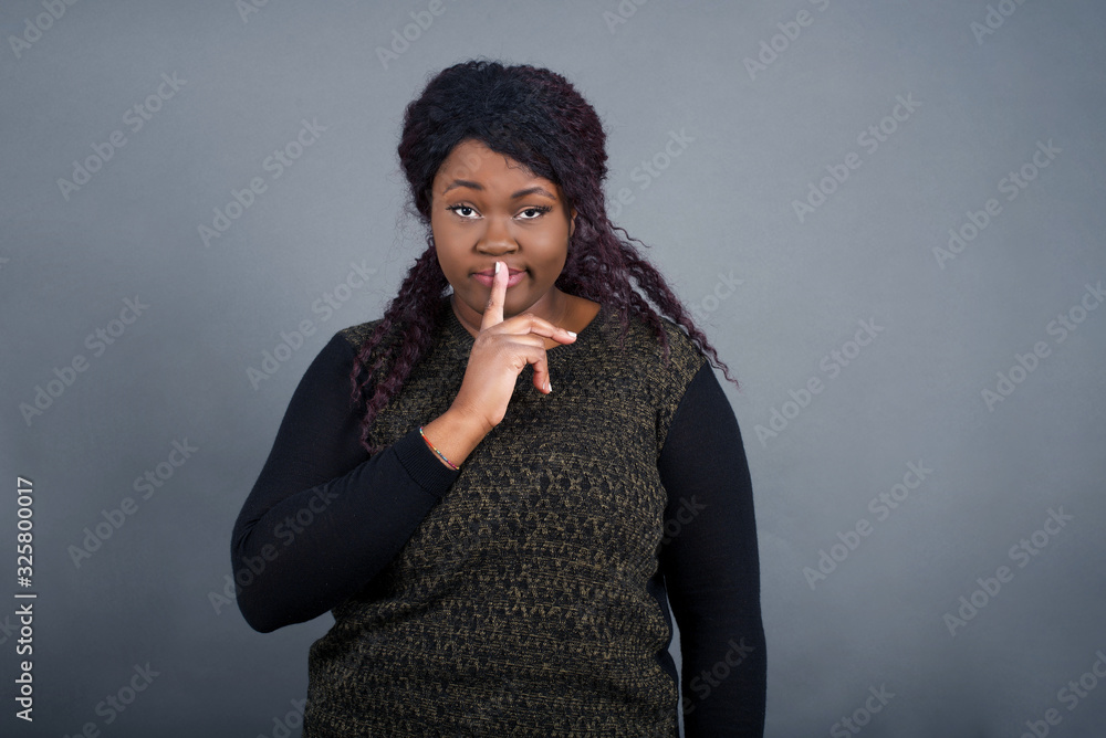 Dont tell my secret or not speak too loud, please! Emotional surprised ...