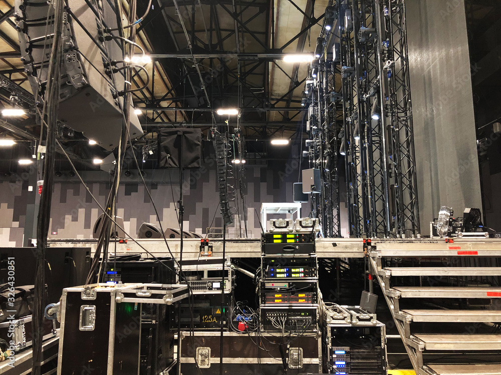 Installation of professional sound, light, video and stage equipment ...