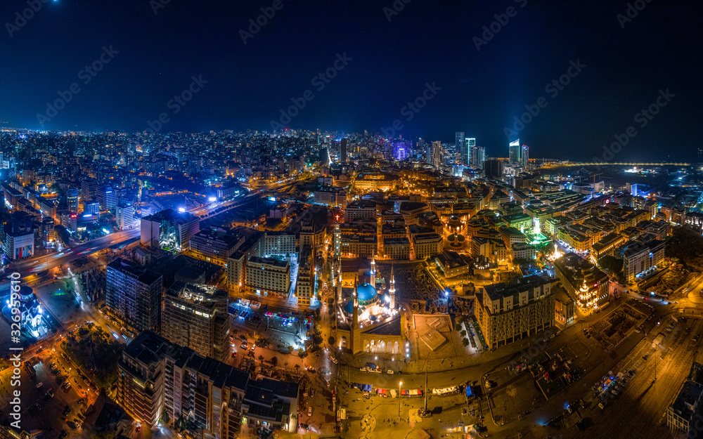 Foto de Stock Beirut, Lebanon 2019: Panorama aerial drone shot of ...