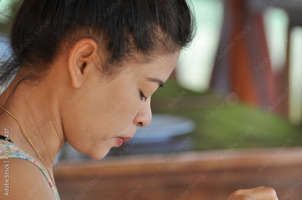 Full-face photos of beautiful girls at the resort and seaside views ...