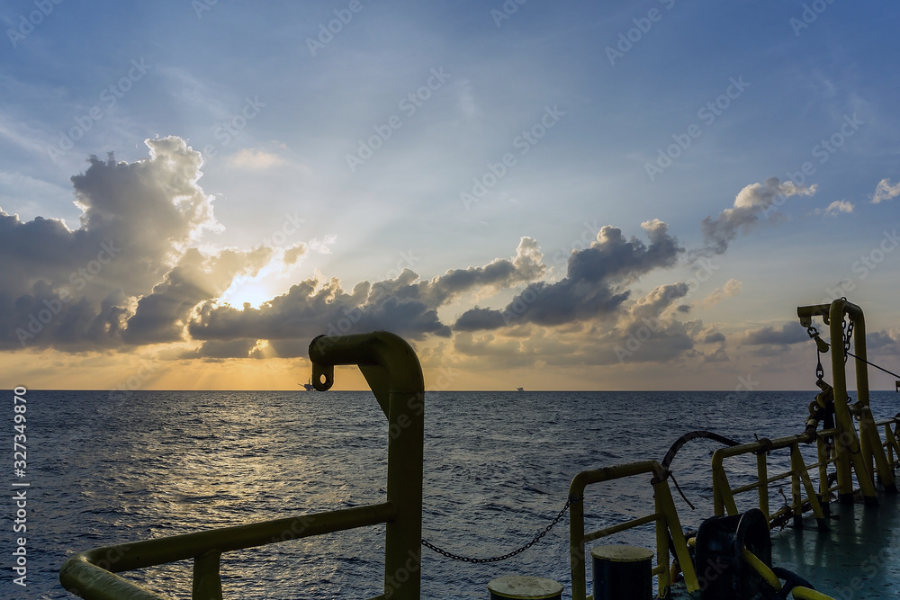Lifting lug for towing chain rigging handling on board a construction ...