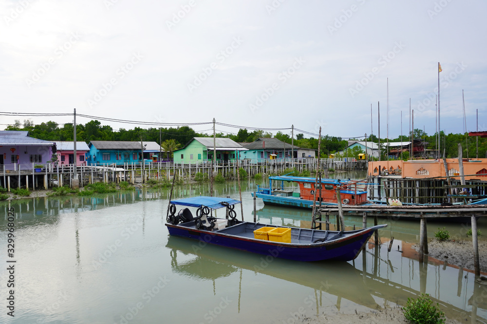 Foto Pulau Ketam is an island at the mouth of the Klang River, near ...