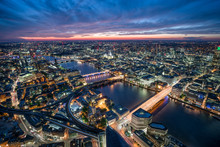 City Skyline at Night Stock de Foto gratis - Public Domain Pictures