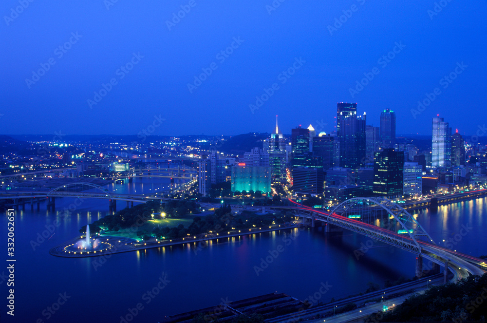 Intersection of Allegheny River, Monongahela River and Ohio River at ...